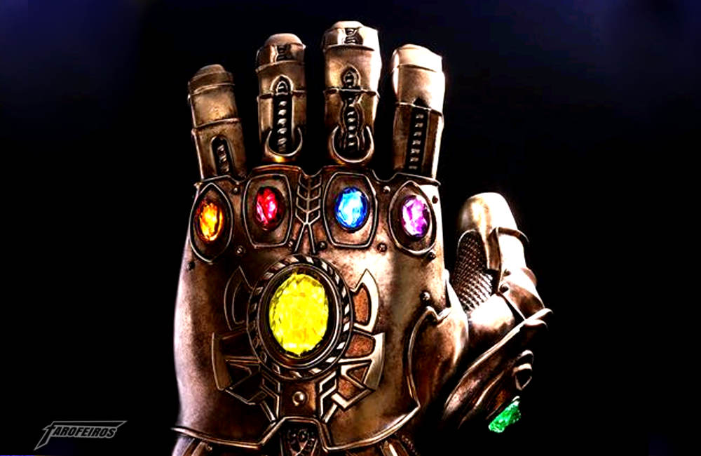 Vídeo e fotos da Manopla do Infinito da Hot Toys